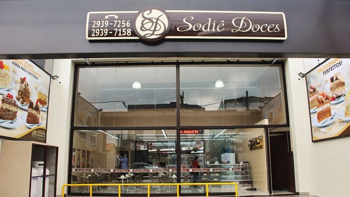 Confeitaria famosa estreia em Bertioga com 10 vagas de empregos