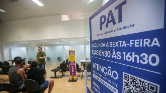 Praia Grande anuncia mais de 60 vagas de emprego disponíveis no PAT Praia Grande anuncia mais de 60 vagas de emprego disponíveis no PAT