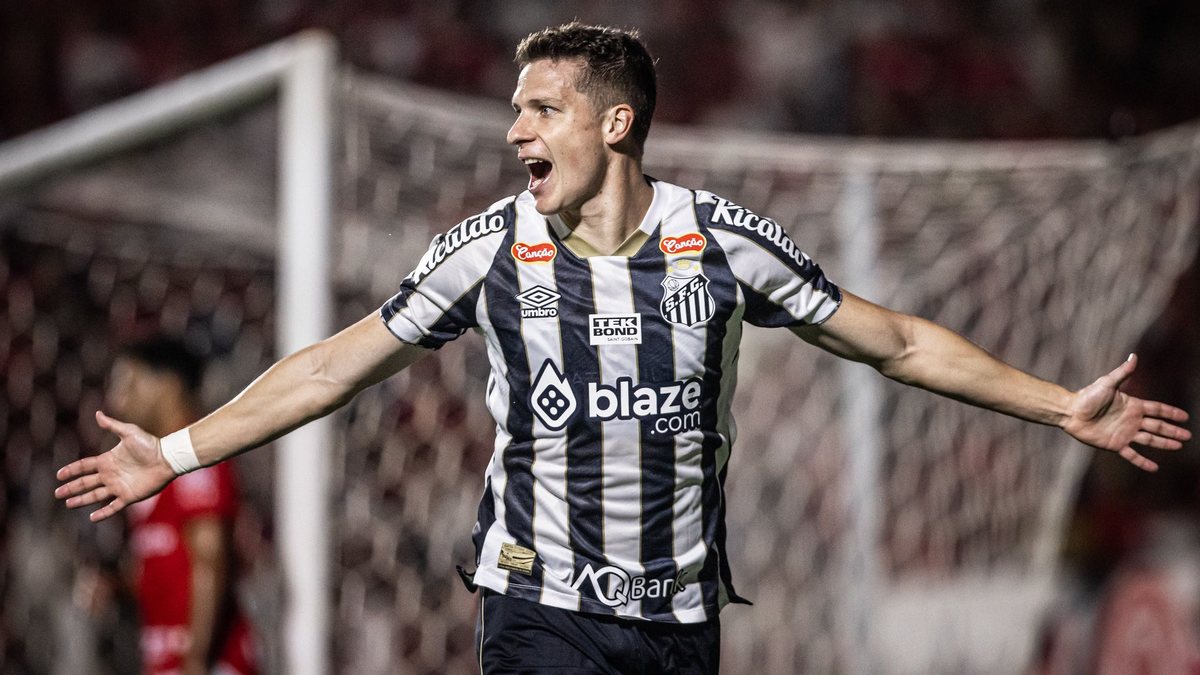 Julio Furch volta a marcar, mas Santos não sai do empate com o Vila Nova