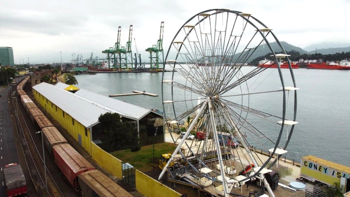 Roda-gigante do Parque Valongo é a nova atração de Santos