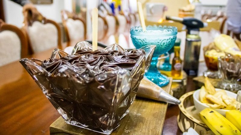Brigadeiro Raiz: conheça o doce que homenageia cidade do litoral de SP