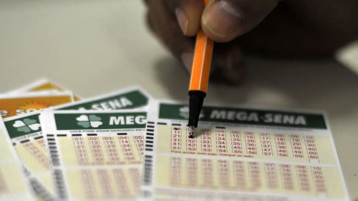 Mega-Sena acumula e próximo sorteio pode pagar R$ 100 milhões; veja a data