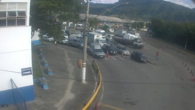 Veja o tempo de espera na balsa de Ilhabela nesta manhã de terça (2)